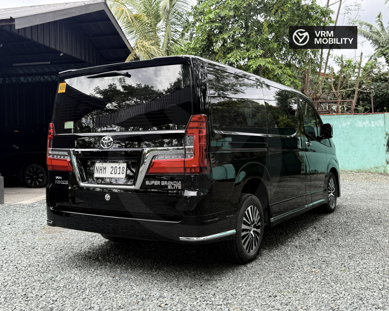 Super Grandia Elite Car Rental in Metro Manila | VRM Mobility